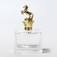 China Gold-Plated Remy Martin Luxury Perfume Bottle Cap Color Can Be Customized supplier