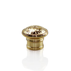 China Fashion Atmosphere Zinc Alloy Perfume Bottle Cap Logo Color Can Be Customized supplier