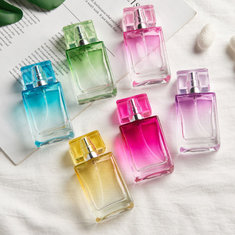 China Classic Clear Plastic Perfume Bottle Cap Free Design Sample Processing Service supplier