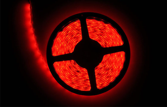 China Long Life 24 V Flexible LED Strip Lights Waterproof , Low Power 5050 LED supplier