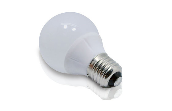 China 270 Degree 5W High Lumen E27 LED Bulb With CE ROHS gu10 led light bulbs supplier