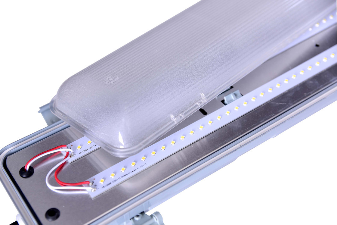 CE / RoHS UL DLC Explosion-proof LED Lighting 50W 4 Foot IP65