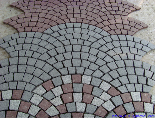 China cheap grey granite G603 paving stone / cube / cobble stone on mesh