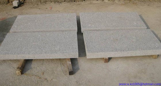 China Cheapst Grey G341 Granite Hammered Finished Kerbstone G341 Granite Tile,Paving,Cube & Kerbstone