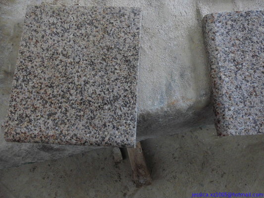 Wholesale Rusty Granite Stairs Misty Yellow Granite Stair Step Natural Stone Stair Treads