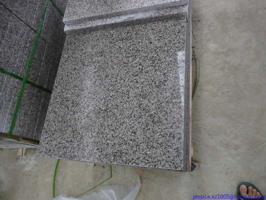 Wholesale Rusty Granite Stairs Misty Yellow Granite Stair Step Natural Stone Stair Treads