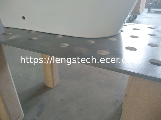 NSiC slabs for sanitary ware loading, nitride bonded silicon carbide plates