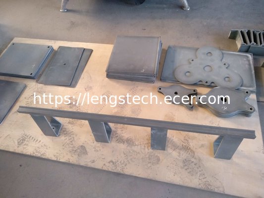 good quality NSiC kiln furniture, nitride bonded silicon carbide plates，supports & loading beams