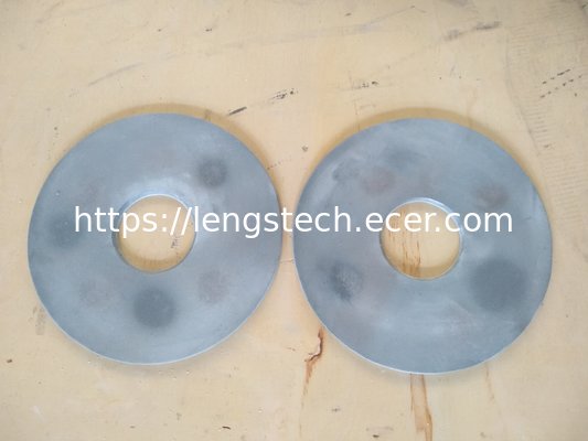 NSiC Batts, nitride bonded silicon carbide round plates, SiC plates for sanitary ware & table ware