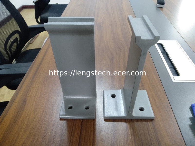 NSiC supports, nitride bonded silicon carbide supports，N-SiC props, Kiln furniture