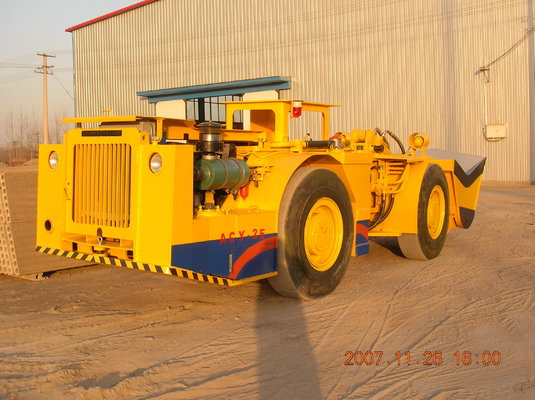 Transporting  Ore LHD Mining Equipment 4,000kg Tramming capacity