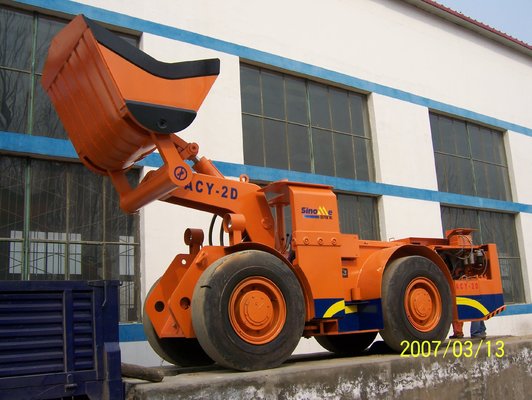 Steering 14MPa Load Haul Dump Truck For Underground Mining With Fully Enclosed Multiple Wet Discs Brake