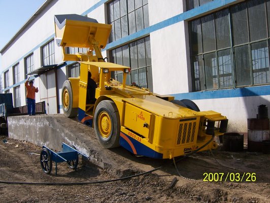 164L/min Electric underground mining equipment / load haul dumper