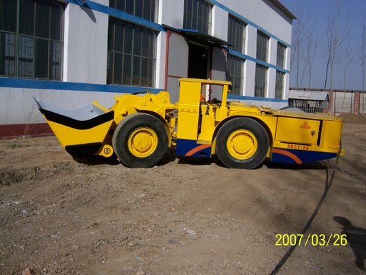 164L/min Electric underground mining equipment / load haul dumper