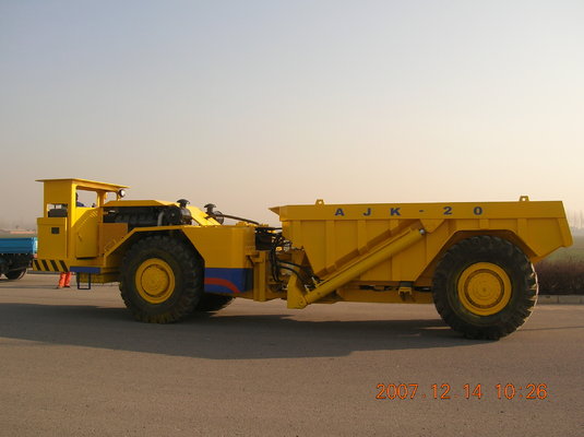 Low Profile underground mine trucks / LHD Mining Equipment 10.0m³ Box std