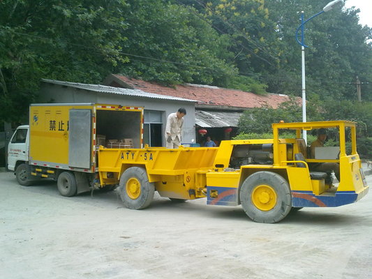2.5m³ Box std Underground LHD Mining Equipment  Diesel engine 11,860kg