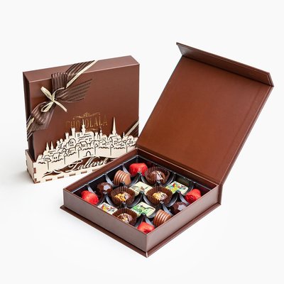 custom 6pcs chocolate gift box with clear window  9pcs chocolate kraft box
