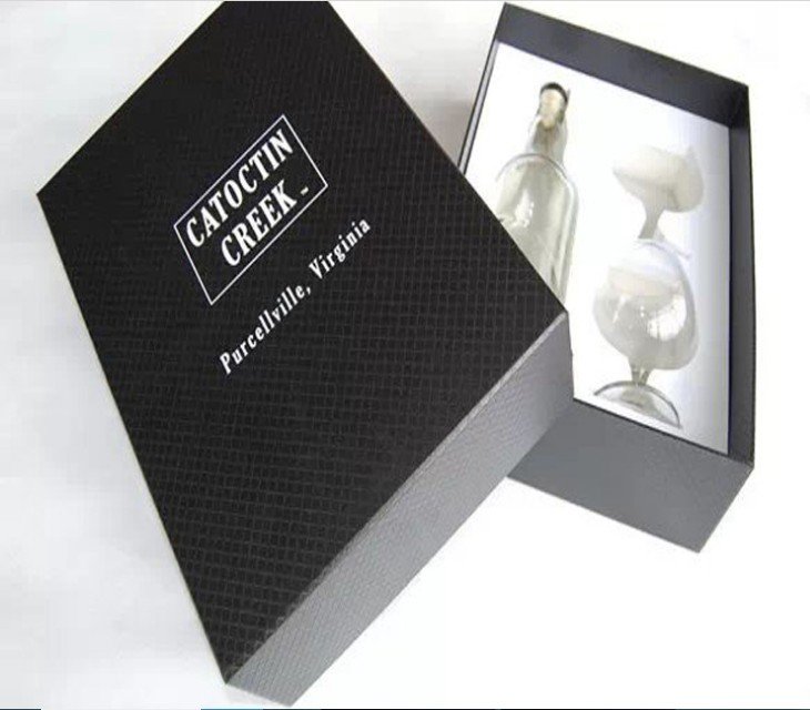 luxury one bottle wine and two glasses lid and base packaging gift paper box