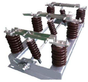 Export Type 12KV Three Phase Porcelain Air Break Switch Disconnector For Outdoor