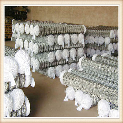 Custom Green Fence Chain Link , Diamond Wire Mesh Strongly 1.8-4.5mm