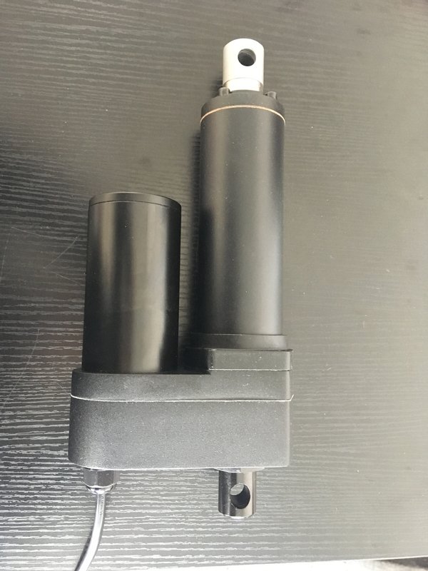12v /24v dc precision and compact linear drive, IP65 (waterproof) , 7000N load