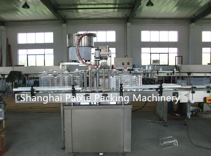 Auto Engine Oil Filling Machine / Round Bottle Drum Filling Equipment Customized