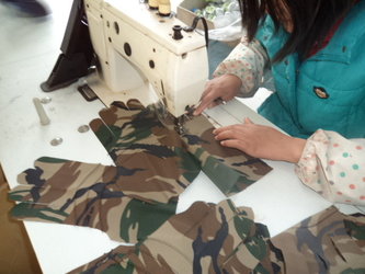 LinFeng Gloves CO.,LTD