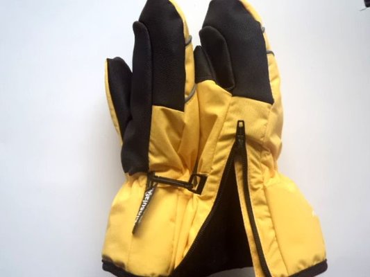 China kids winter warm mittens supplier