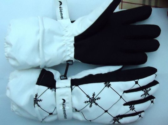 women's winter ski gloves；snowboard gloves supplier