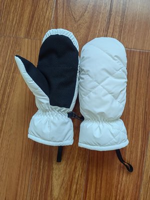 Winter Warm Mittens For Matching Down Jackets supplier