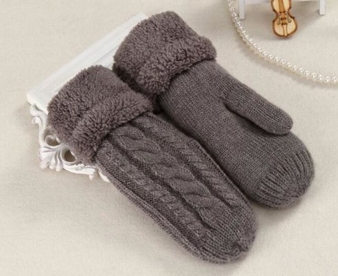 knitted gloves , Acrilic gloves , winter gloves , winter mittens supplier