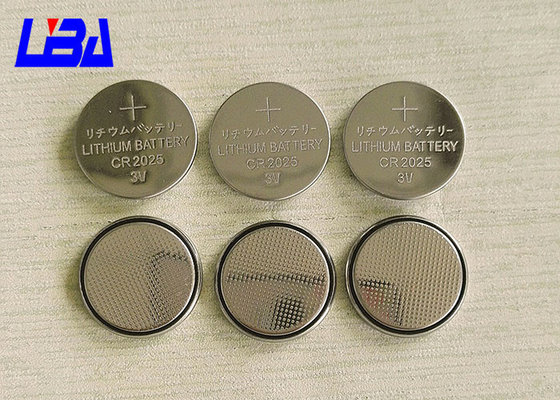 Batería ligera Eco - artículo amistoso de CR2025 3V para el reloj
