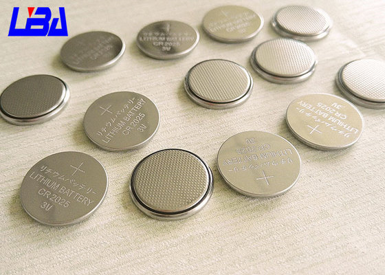 Batería ligera Eco - artículo amistoso de CR2025 3V para el reloj