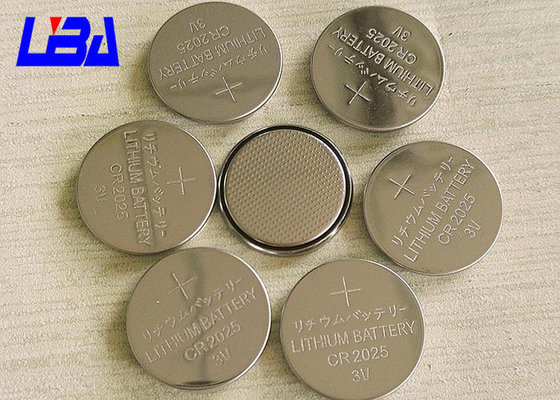 Batería del manganeso CR2025 3V del litio para el dispositivo de Digitaces del reloj de la calculadora