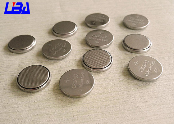 Baterías CR2032 3.0g del botón del litio de la larga vida 3V de los dispositivos de seguridad para el reloj