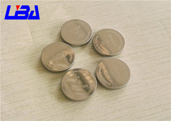 La electrónica juega la batería de la moneda de LiMnO2 3v, batería 240mAh del botón de la pila del litio
