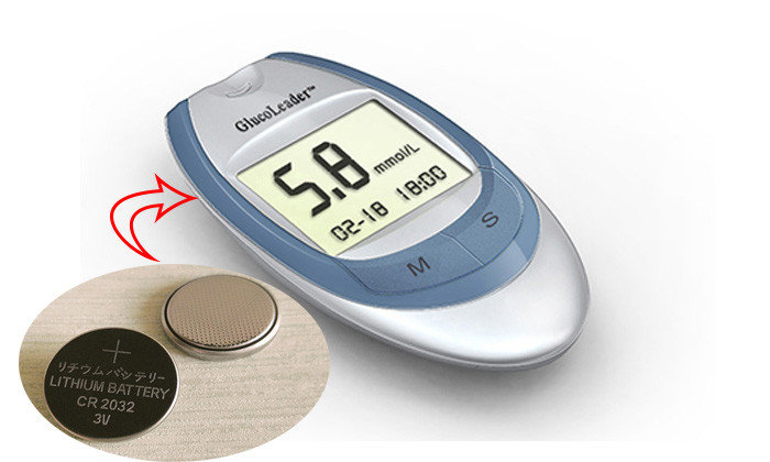 Botón de la pila 240mAh de la batería de litio de las muestras libres 3 V CR2032 para el reloj
