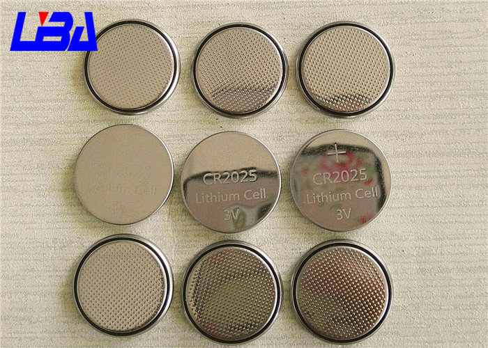 Color plata 20MM*2.5M M de la batería 160mAh de la densidad de alta energía CR2025 3V