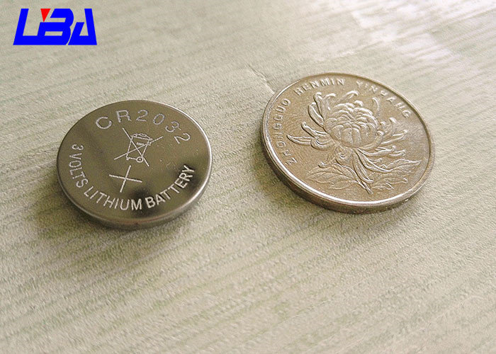 Batería de litio del botón de la pila 3v, batería recargable de la célula de la moneda del poder verde 3 voltios