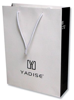 china exquisite 250gsm c1s art paper glossy lamination gift paper shopping bags with cotton rope