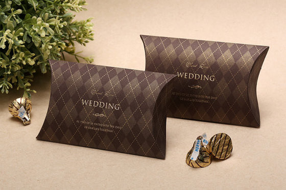 how to make pillow paper boxes,large paper pillow boxes,boxes and packaging,small paper boxes,black gift box packaging