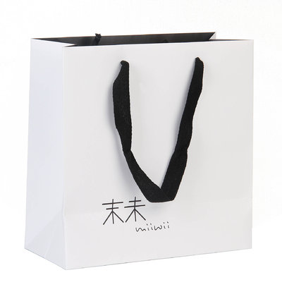 custom luxury black c1s art paper matt laminated shopping bag with ribbon bow,cheap c1s art paper matt laminated