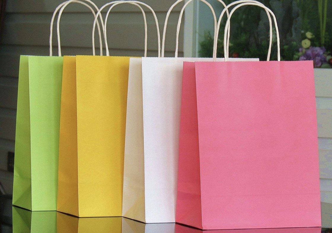 custom biodegradable white/brown kraft paper shopping bags with twisted handle packing for shoe