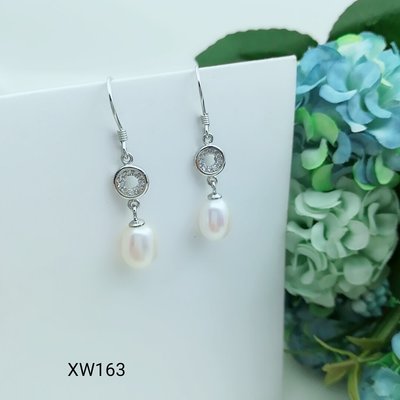 2018 New latest design of pearl earrings YW163