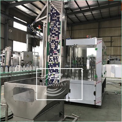CGF Type Pure Water Bottle Filling Machine / Production Line