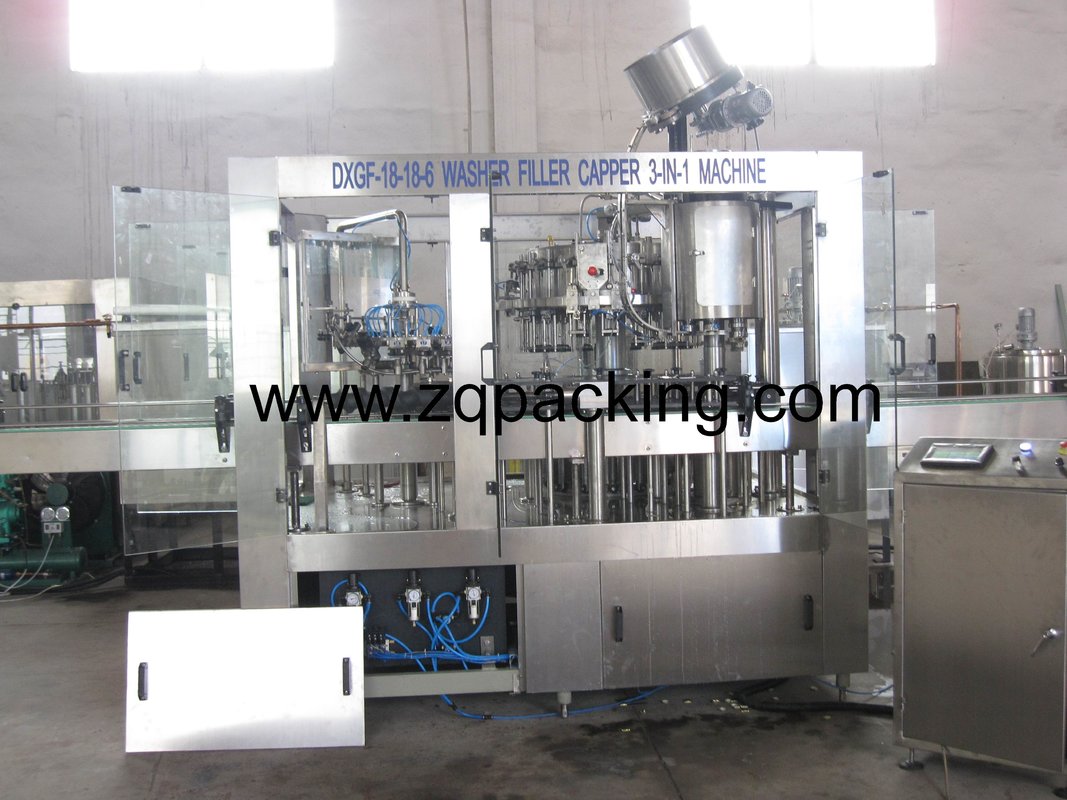 full automatic glass bottle filling machine(twist-off cap, crown cap 3-in-1 macine)
