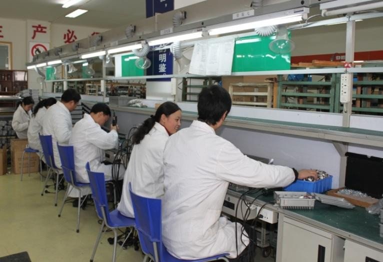 Lootom Telcovideo Network(wuxi) Co., Ltd manufacturer production line