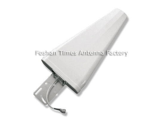 Broadband Log Periodic Antenna 11dbi Mimo Antenna Moisture Resistance