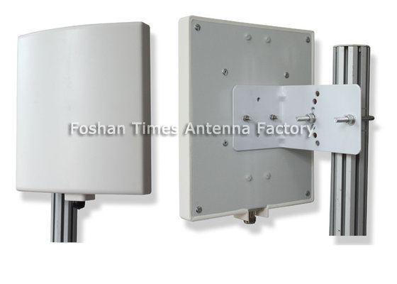 Long Range Flat Panel Antenna Wifi Sector Antenna With Tilt And Mast Mount Kit