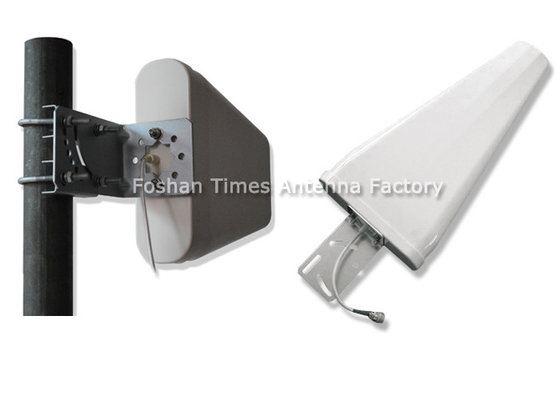 Vertical Polarized Log Periodic Antenna 800 - 2700MHz Lpda External Antenna
